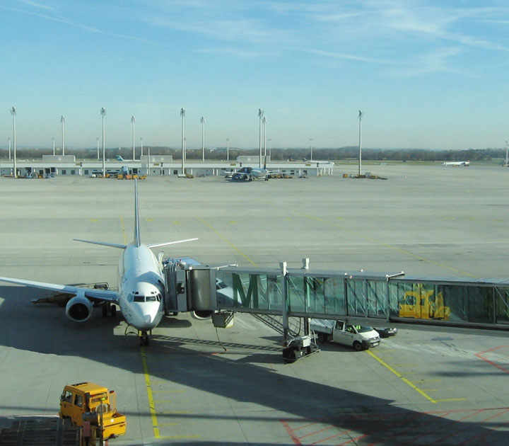 Baton Rouge Metropolitan Airport (BTR) - GEO Jobe